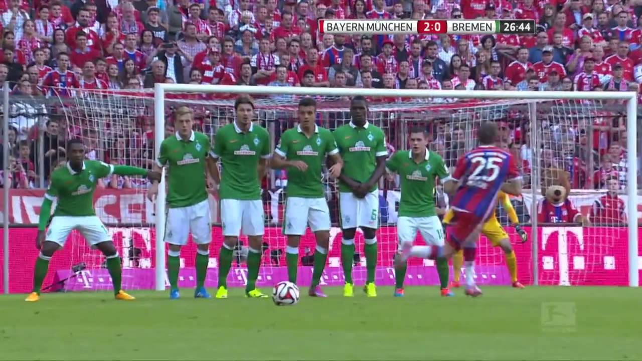 Xabi Alonso Awesome Free Kick For Bayern - YouTube