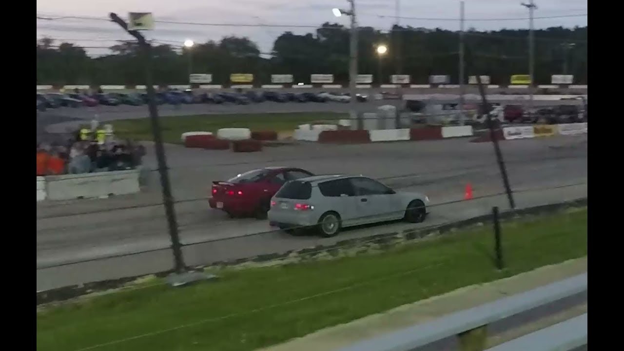 Finally racing my GSR at the track!!! - YouTube