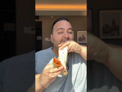 ÇİĞ KÖFTELİ LAHMACUN AKIMI! #shorts