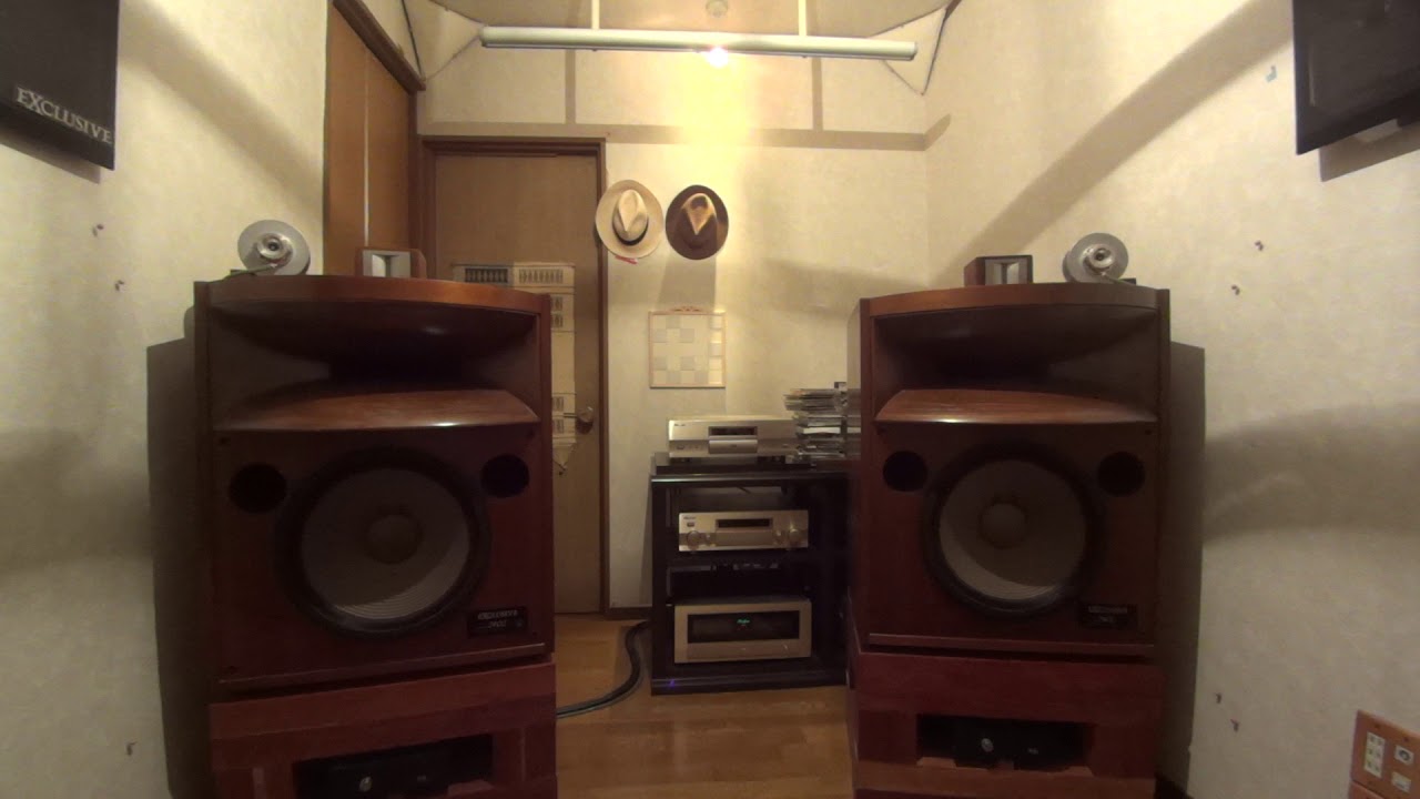 PIONEER EXCLUSIVE 2402をAccuphase A-45で鳴らす - YouTube