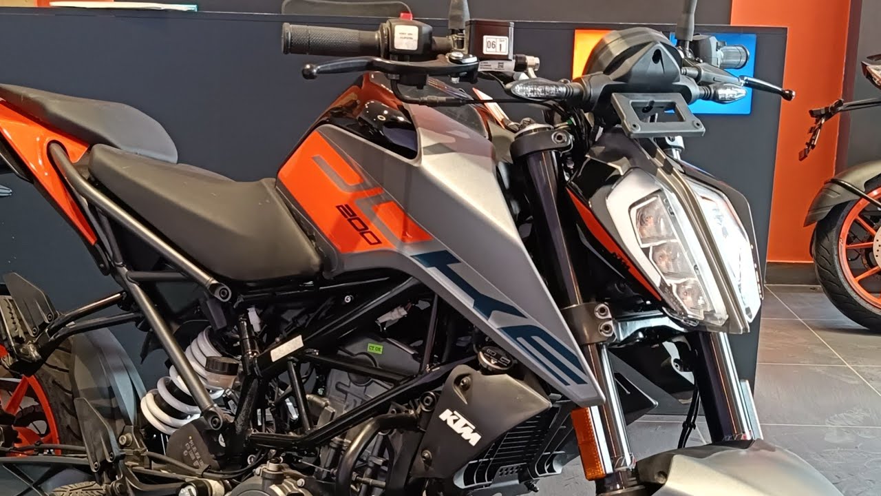 All New 2024 KTM Duke 200 Finally Here: Detailed Video On road Price ...