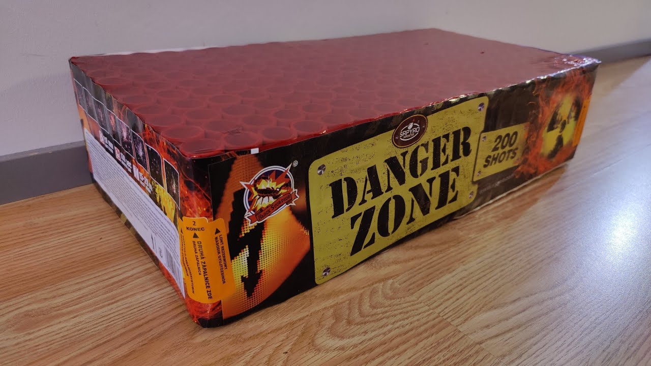 Danger Zone | SR Pyro (Uusivuosi 2022-2023) - YouTube