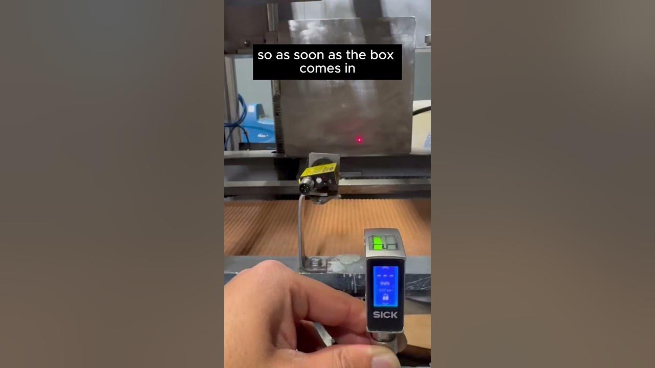 Setting up a SICK W10 to detect a black label - the worlds first touchscreen sensor! # ...