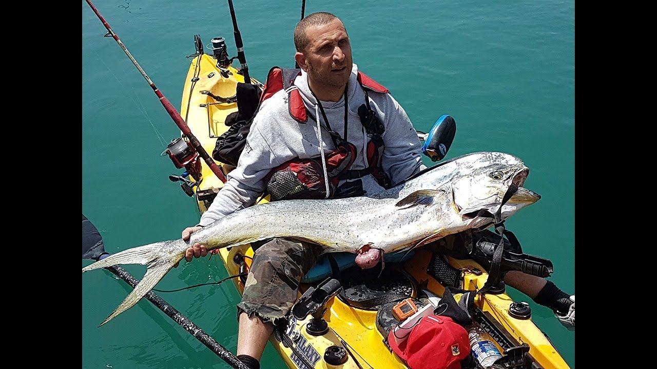 LAMPUGA GIGANTE- KAYAK FISHING CATANIA- - YouTube