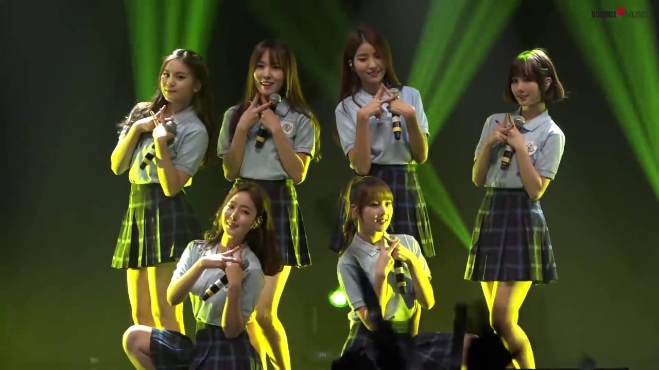 Gfriend Live in Manila Showcase - YouTube