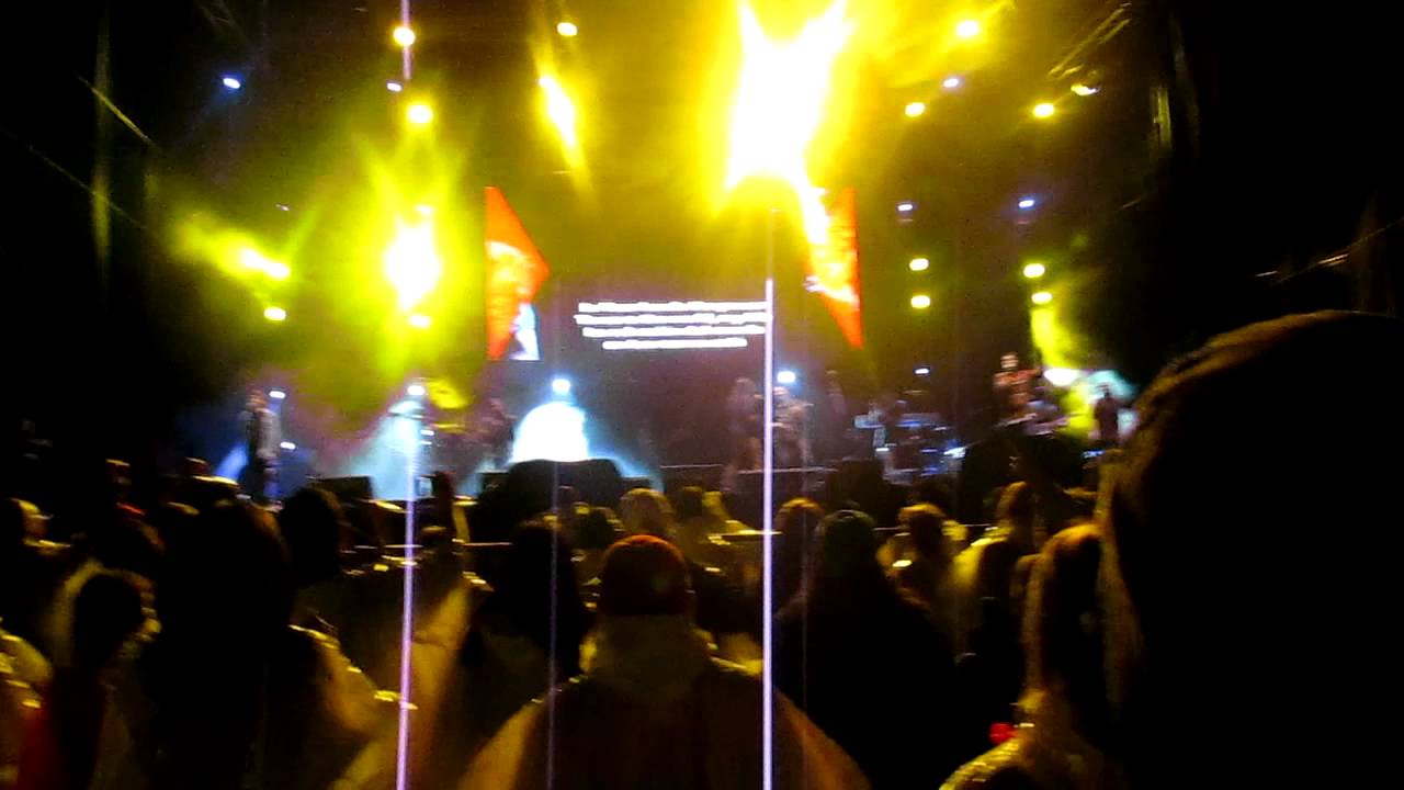 Tomalo - Hillsong United - Bogota, Colombia 11/11/11 - YouTube