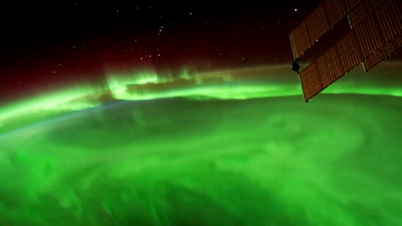 Aurora, Northern Lights, International Space Station (HD) - YouTube