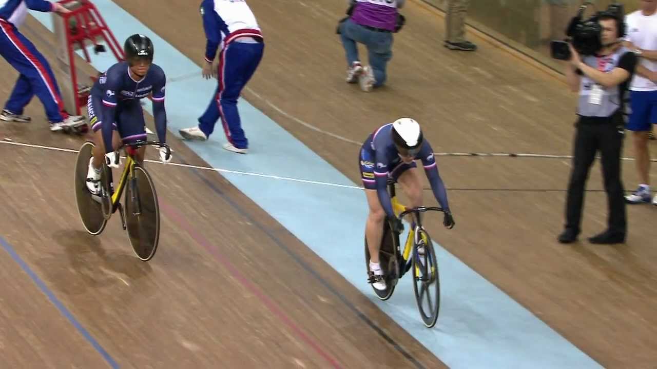 France v Russia - Women's Team Sprint, Qualifying -- 2013 World Track ...