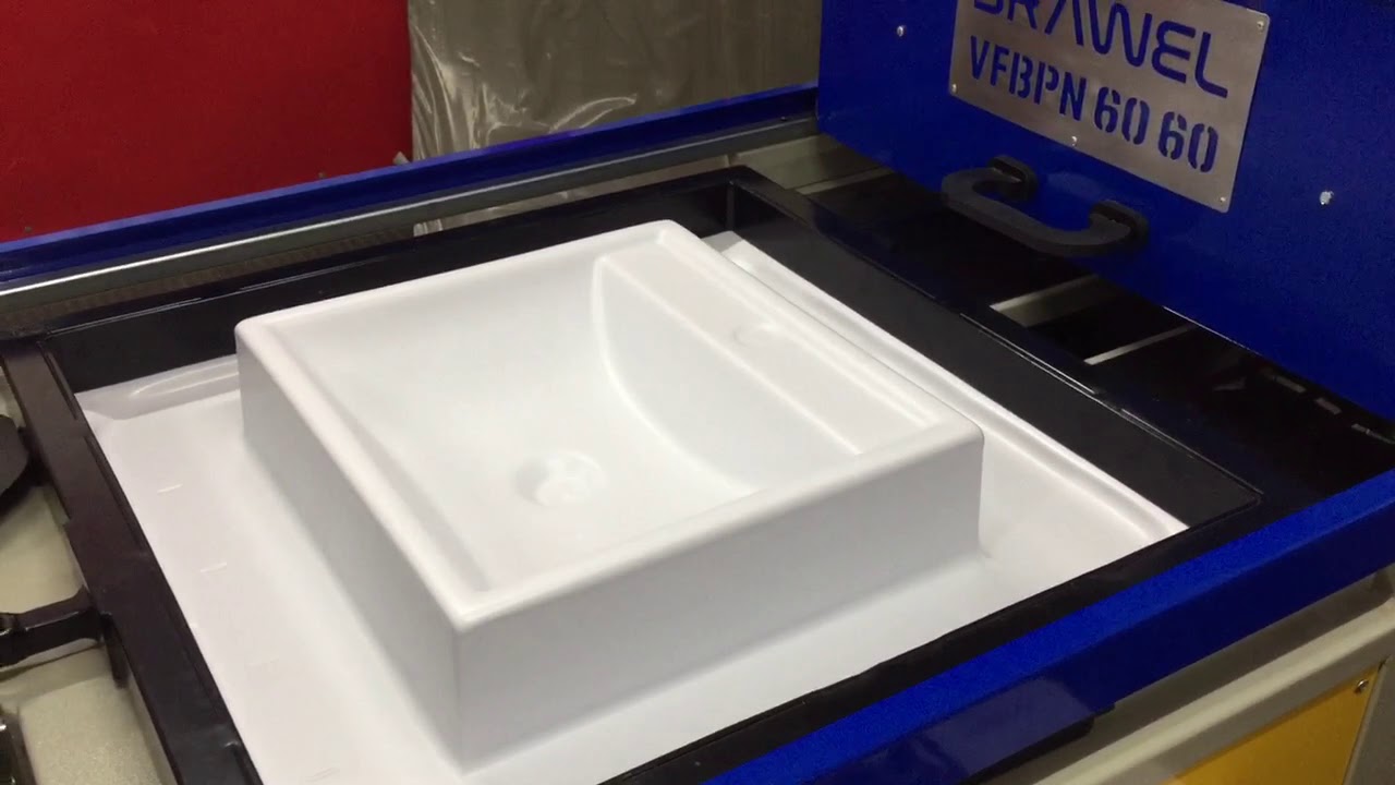 Vacuum Forming moldando PSAI - YouTube