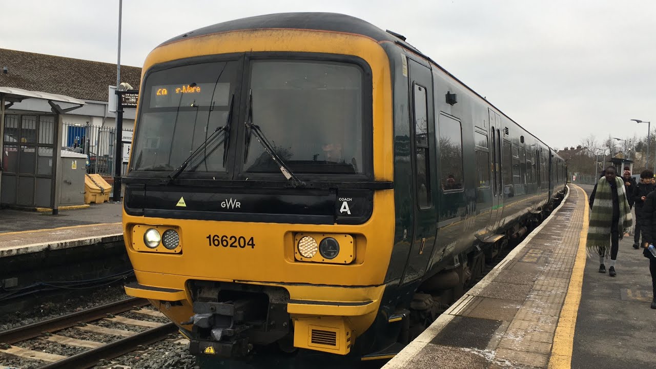 Class 166204 Departing Lawrence Hill Station - YouTube