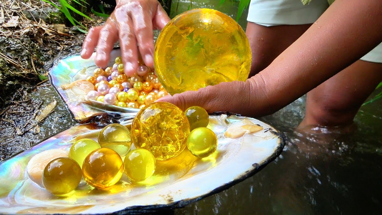 🤯 👉 Exciting discovery: The girl discovered a rare pearl while fishing ...