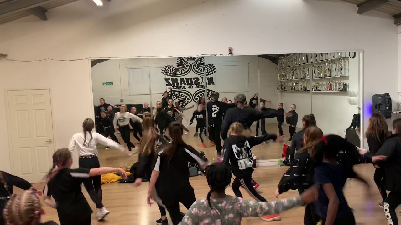 CHOREOGRAPHY CLASS - YouTube