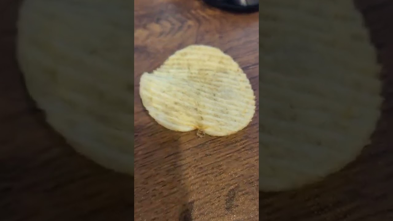 Weird ass chip from a bag of ruffles - YouTube