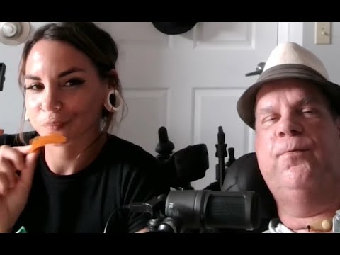 Chip Pigs: Late-Night Temptations - YouTube