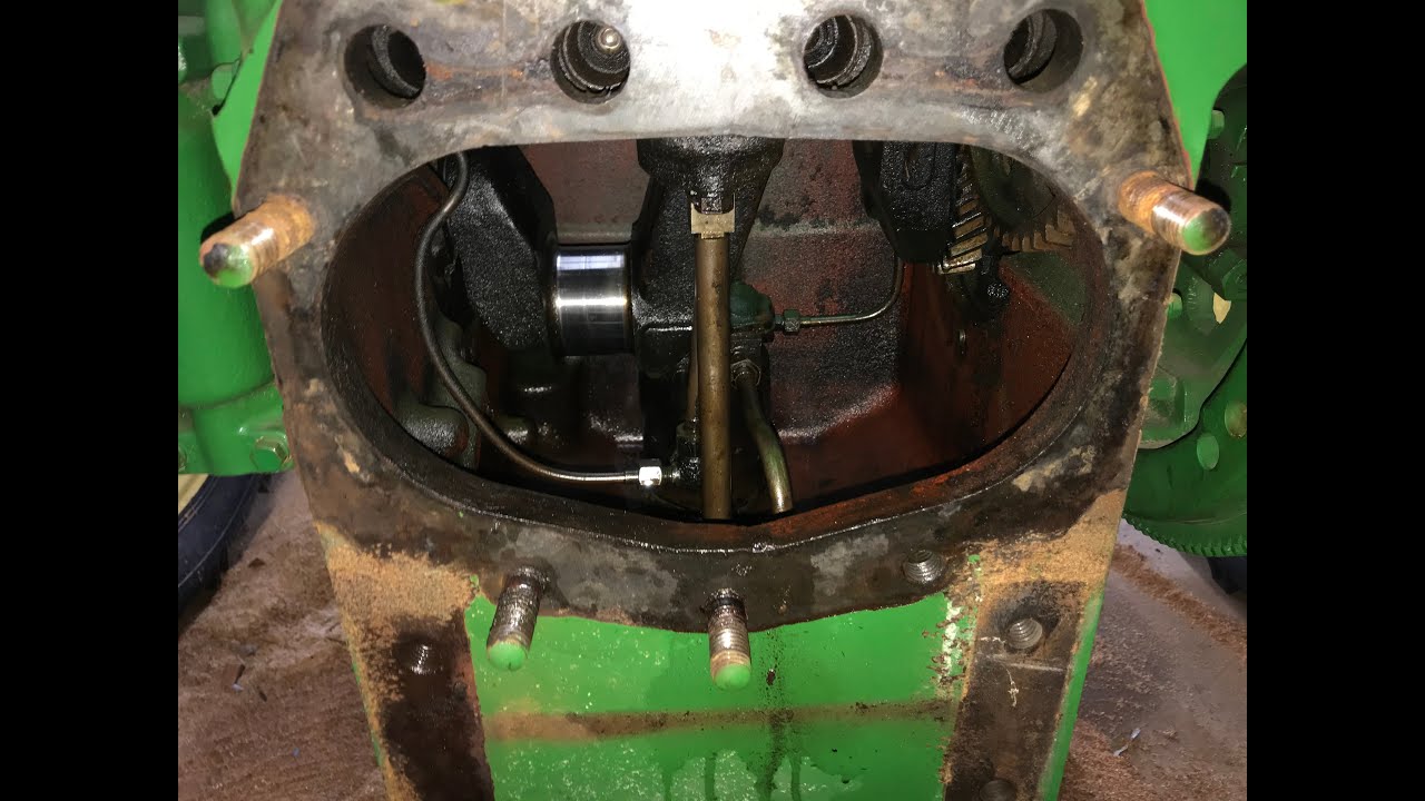 Removing the Engine Block John Deere B 1946 B Part 3 - YouTube
