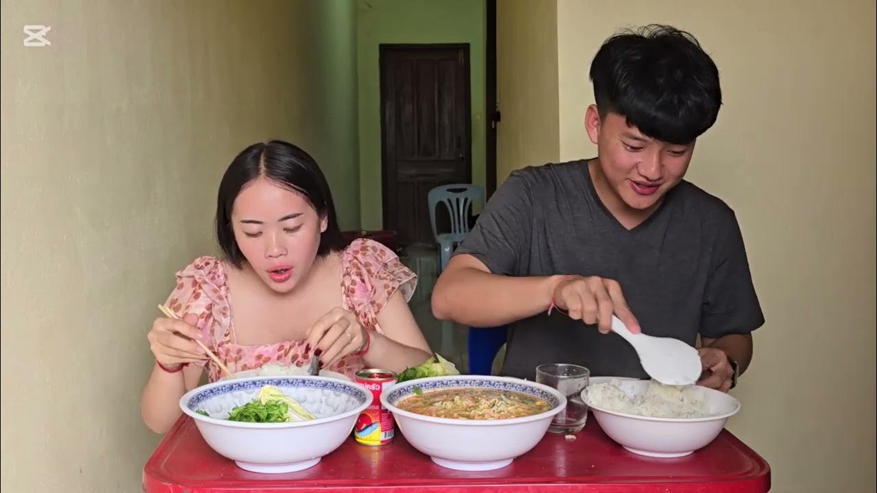 Ua phauj cov mij noj qab heev - YouTube