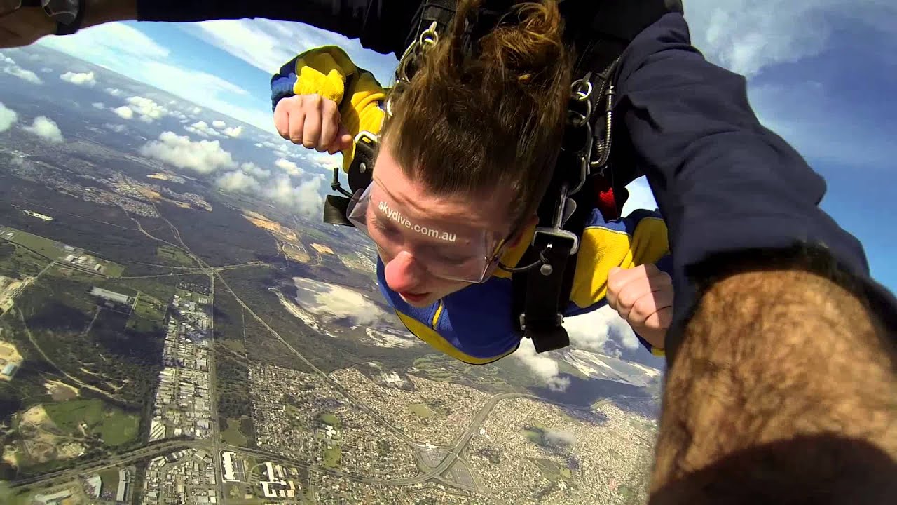 Skydive Rockingham-OMG!!! - YouTube