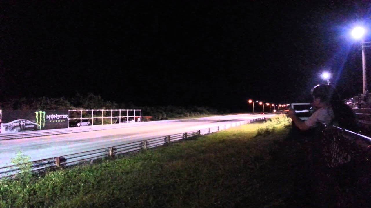 commando racing hardbody runs a 14.sec - YouTube