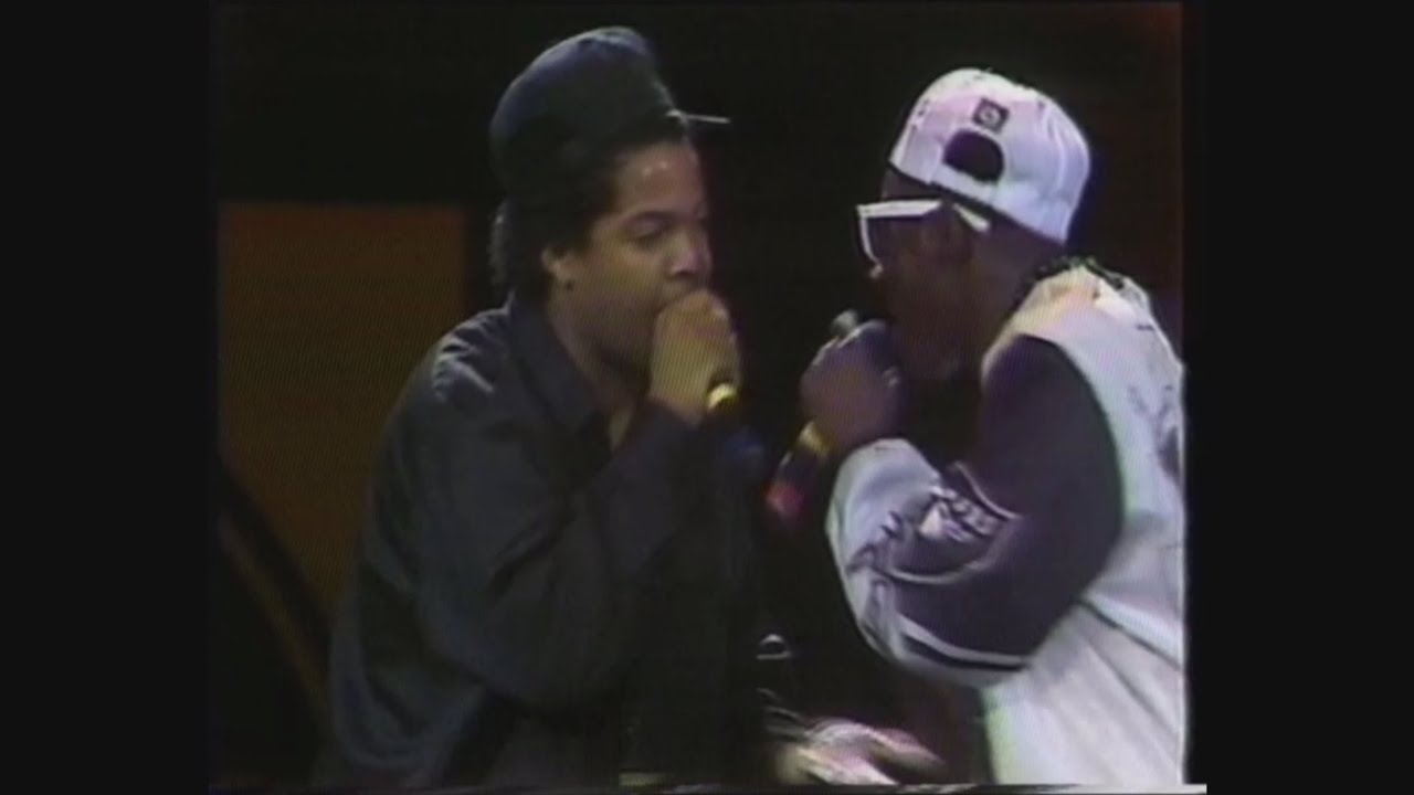 Public Enemy & Ice Cube live 1990 - YouTube