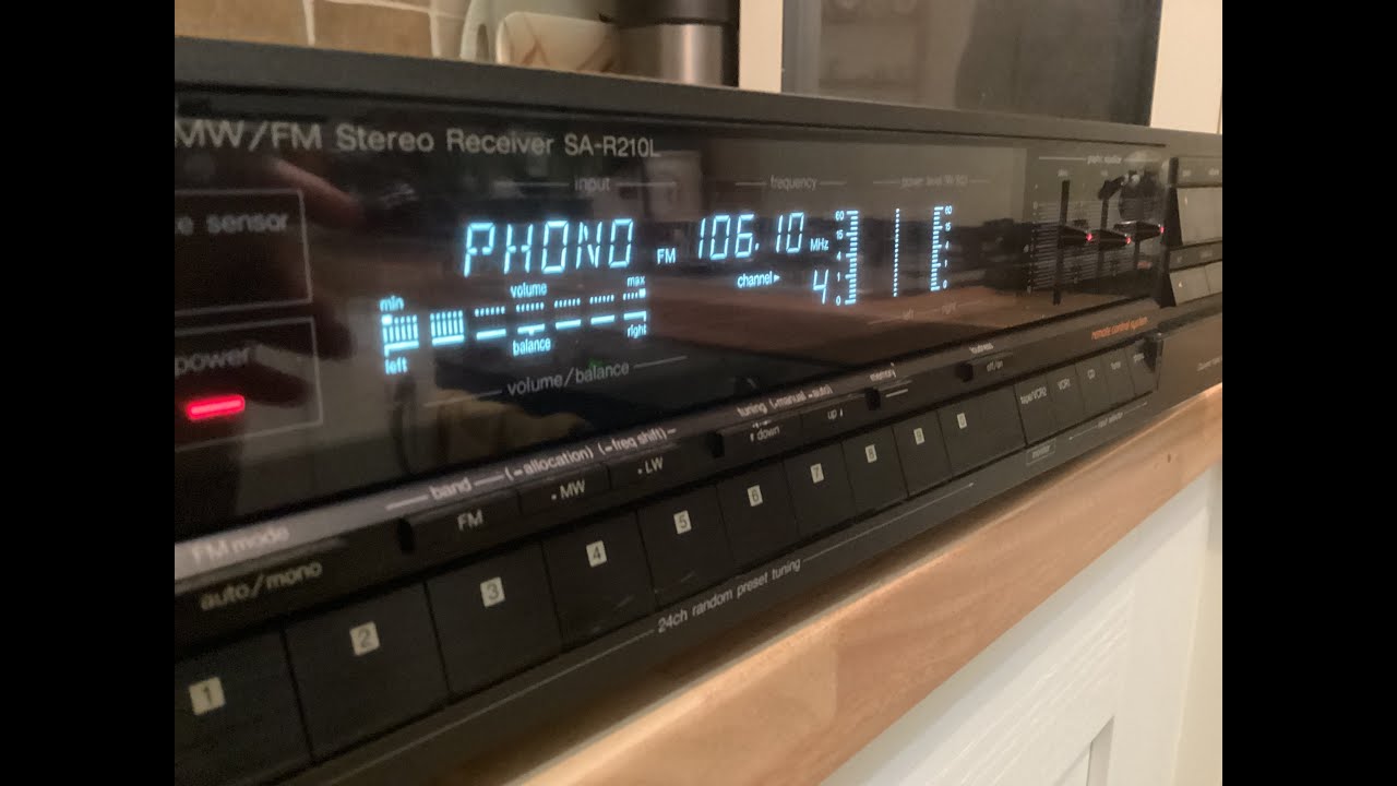 A vintage receiver- the Technics SA-R210l - YouTube