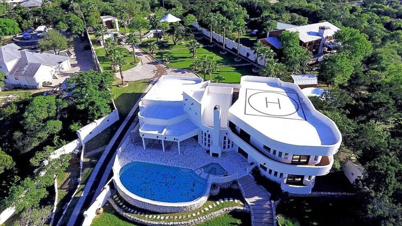 Modern house in Texas. Luxury modern mansions for sale. - YouTube