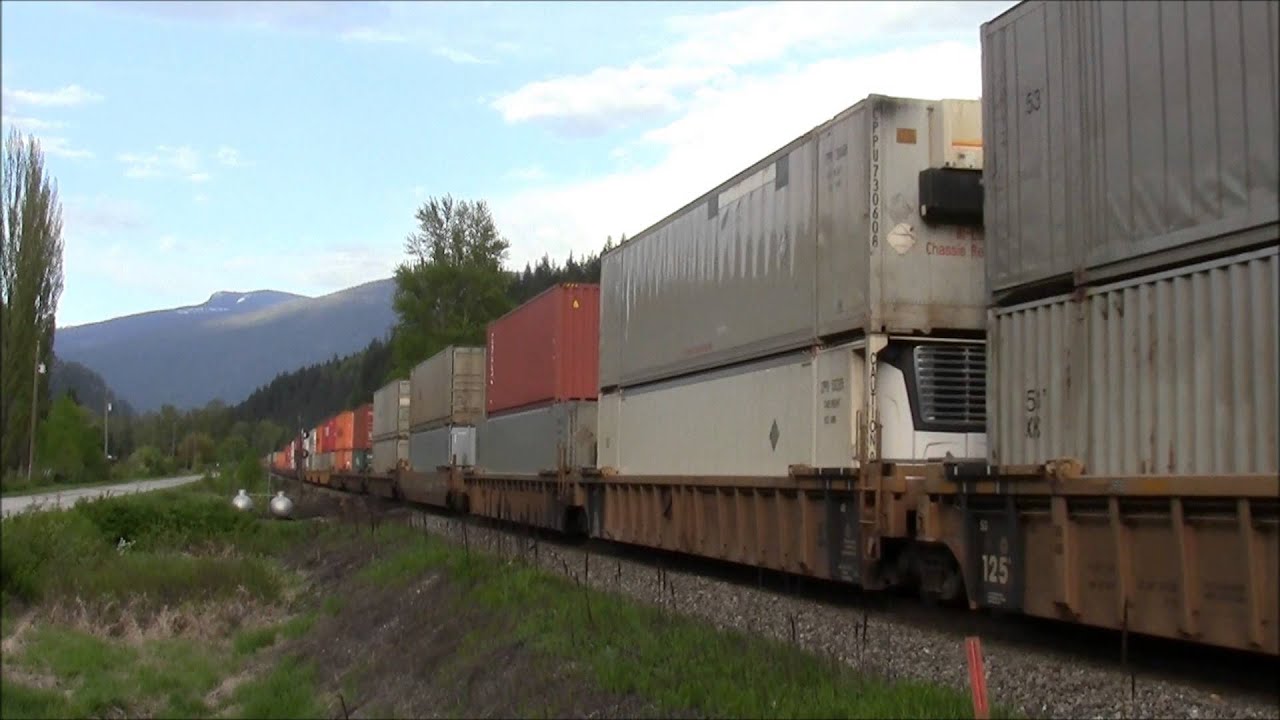 CP 101 (Intermodal) W/ DPU @ Cambie BC 10MAY14 AC4400CW 9704 Leading ...
