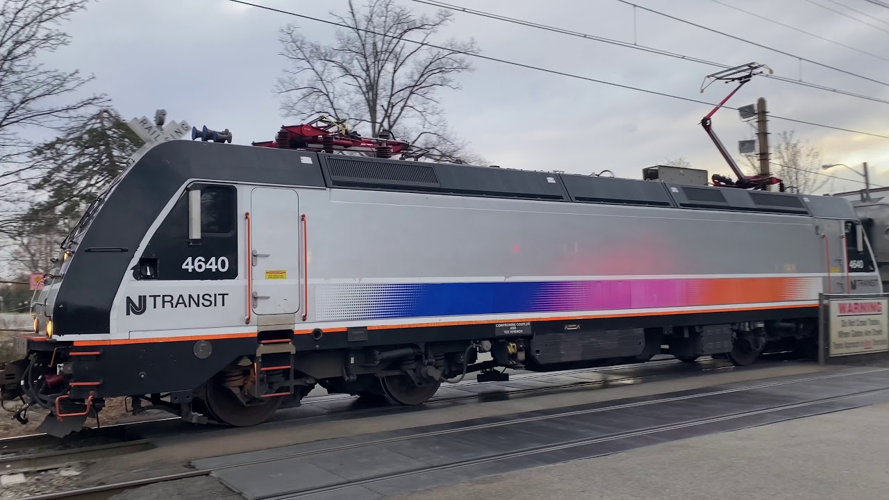 NJT ALP-46A 4640 Arrives at Convent with an Unrestricted Nathan K5LA ...
