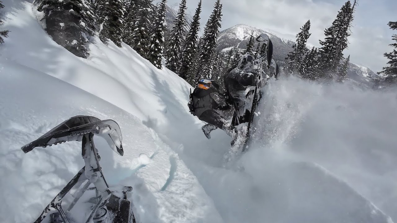 Beating on the G5. Skidoo Summit Expert 850 Turbo R 165. Day 37 Mar 15 ...