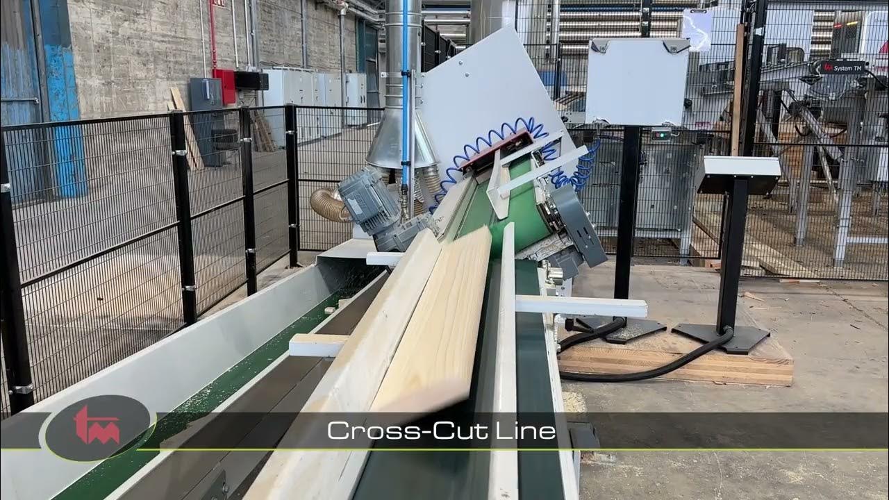 Cross-cut line including quality scanner, saw and three automatic ...