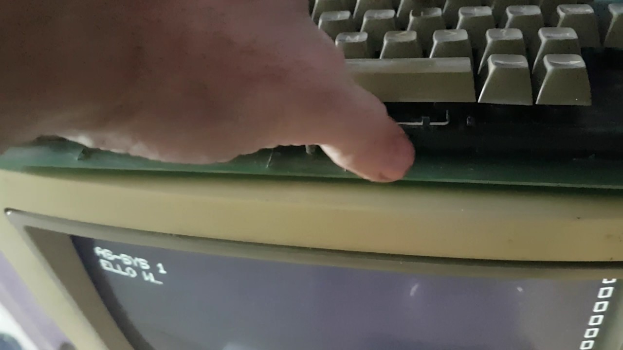 Nascom 2 boot with eeprom replacing degenerated prom - YouTube