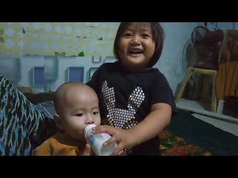 ngasih susu dede bayi