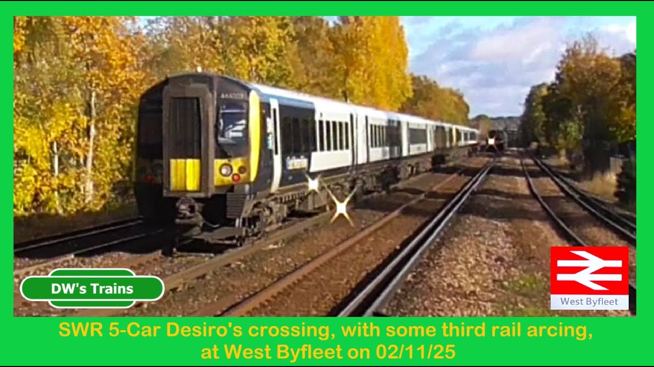 SWR 5-Car Desiro's crossing, with some third rail arcing, at West ...