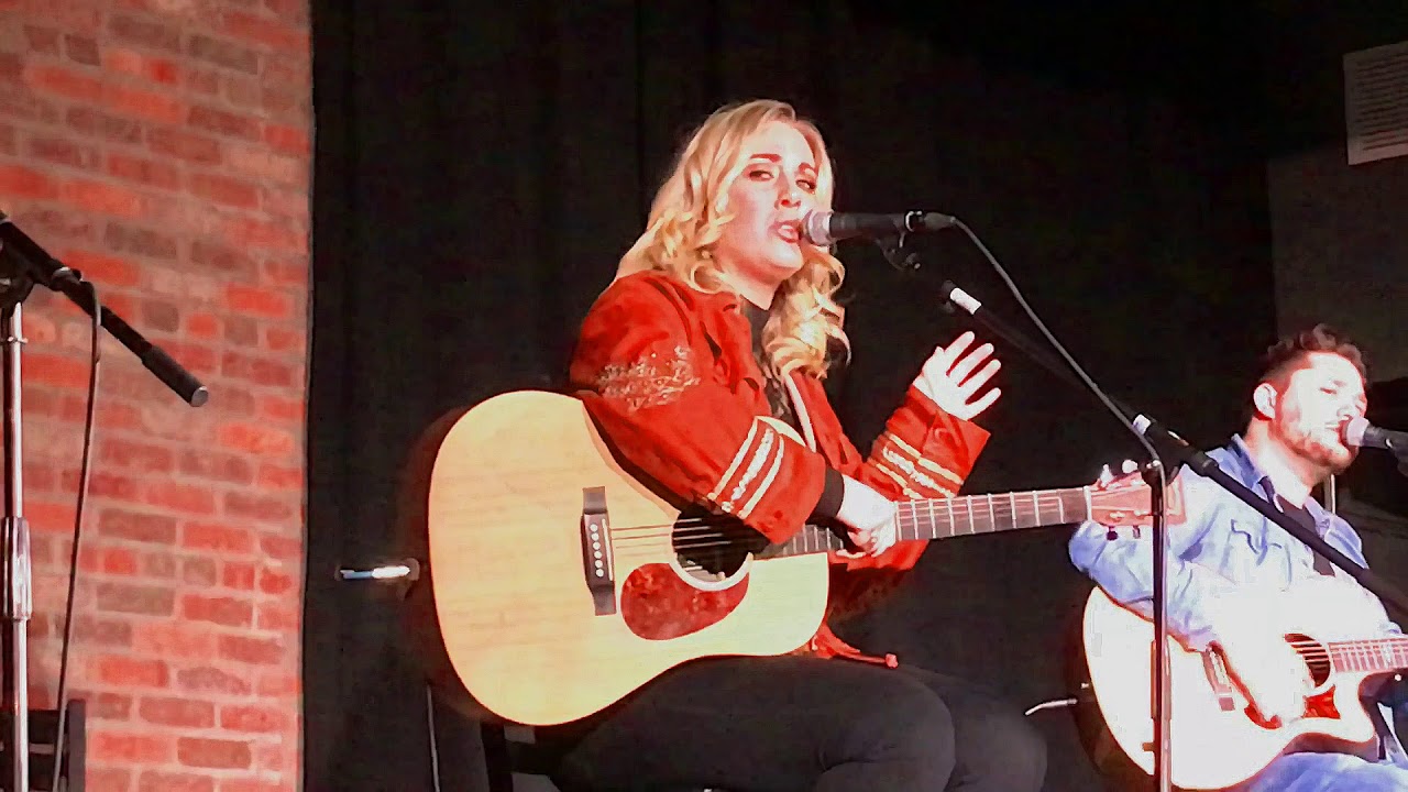 Jo Yaeger - Nowhere - Live at The Listening Room - YouTube