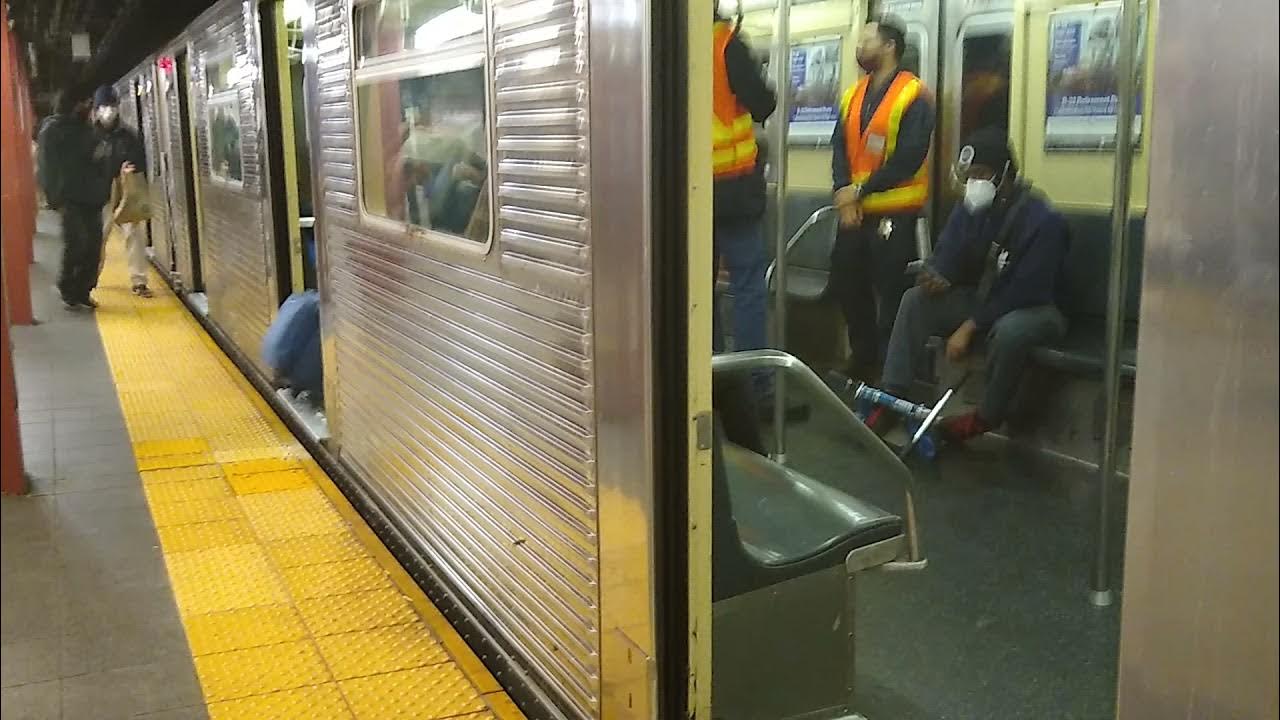 Additional Video [IND Subway] : R32 D Train Retirement Run @ 42 St-Bryant Park - YouTube