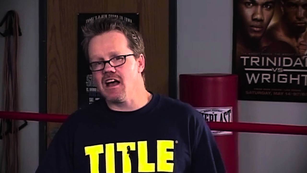 #TBT - Working the Mitts - Freddie Roach - How To Catch a Punch - YouTube