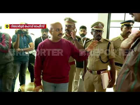 എന്ത് അടിസ്ഥാനത്തിലാണ്  മാധ്യമപ്രവർത്തകരുടെ ഫോൺ വാങ്ങി വെച്ചത്?  വ്യക്തമായ ഉത്തരമില്ലാതെ പൊലീസ്