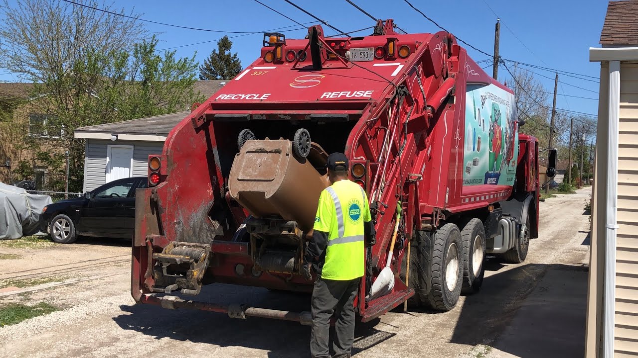 Split Loadmaster Rear Loader Garbage Truck On Heavy Alley Trash - YouTube