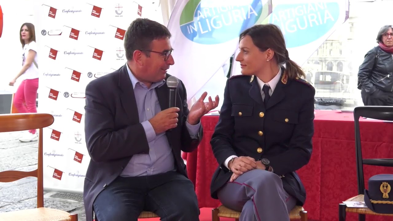 Stile Artigiano Genova 2018 - Intervista a Laura Perrotta - YouTube