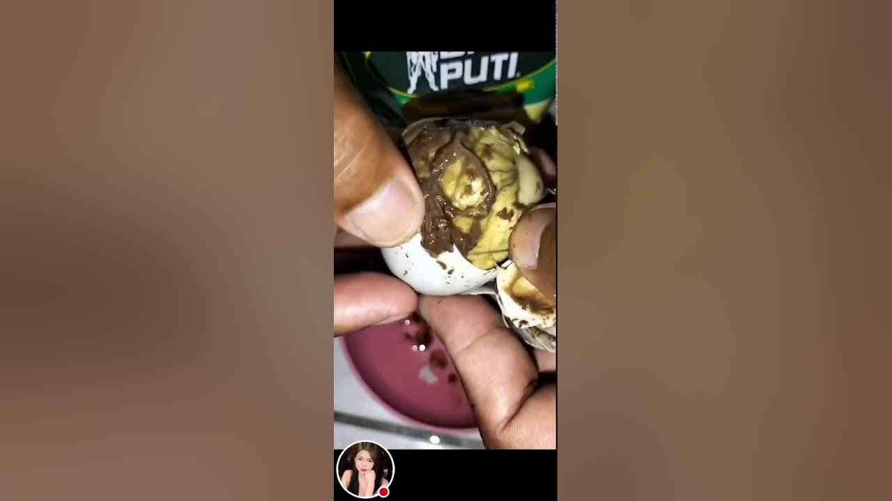 Balut duck egg (egg embryo) fertile egg cook and ready to Eat - YouTube