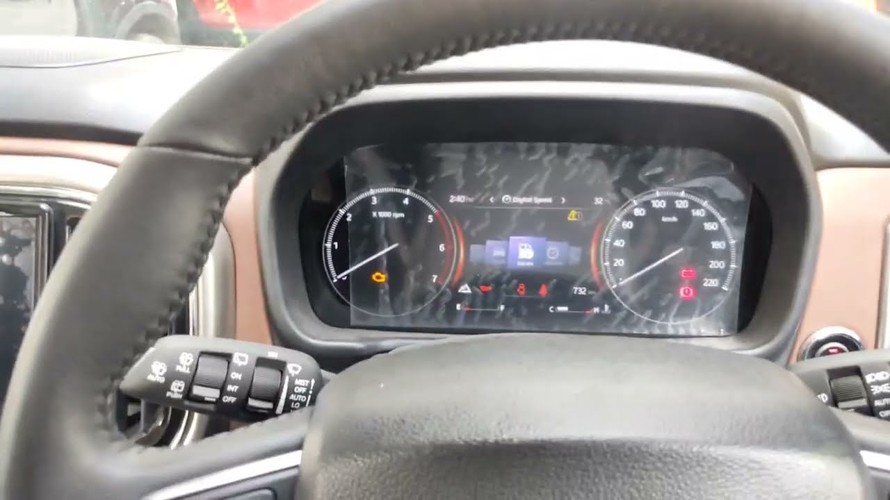 Mahindra Scorpio N instrument cluster review - YouTube