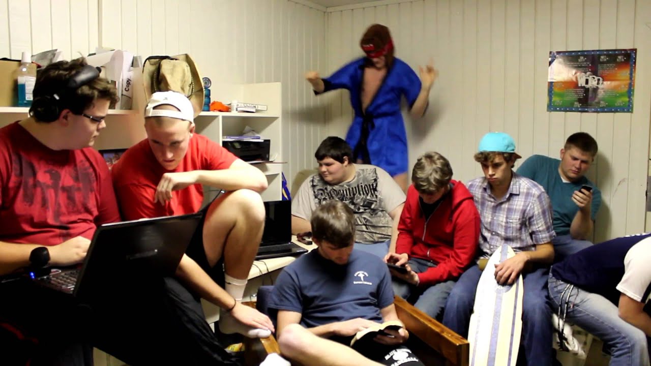 Harlem Shake - College Dorm Edition - YouTube