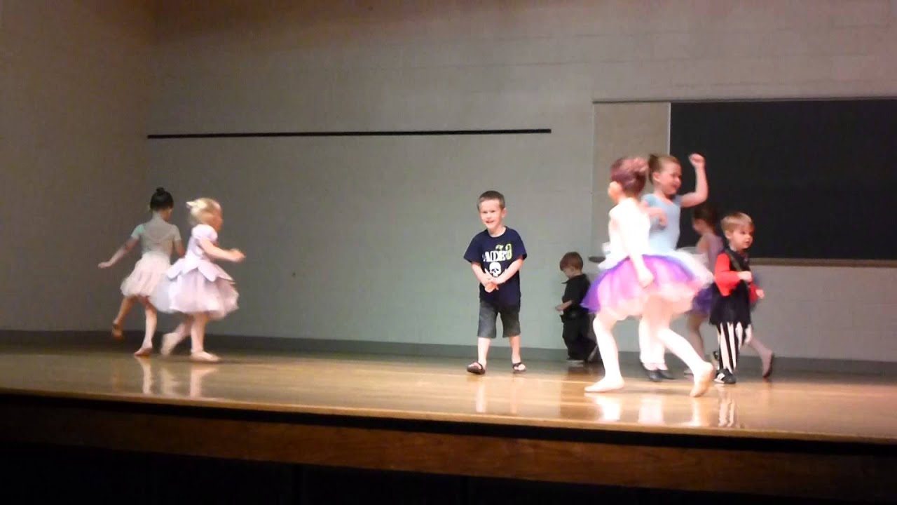 Shoe Dance - YouTube