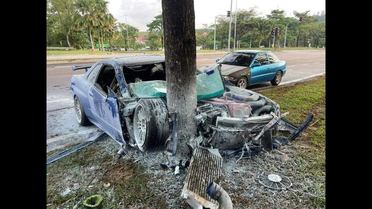 SHOCKING: 2024 NISSAN SKYLINE R34 CRASH! - YouTube