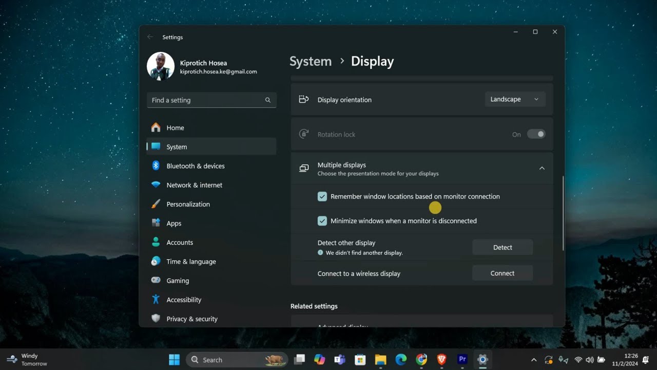 How To Move a Lost Off Screen Window Back to Desktop In Windows 11 ...