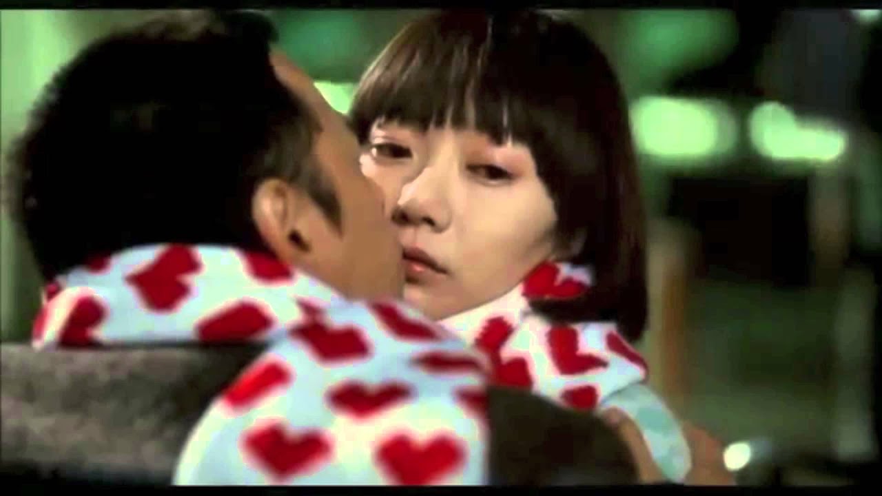 Muñeca inflable Air doll trailer subtitulado - YouTube