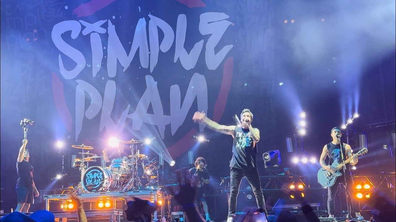 Simple Plan - Welcome To My Life (Toronto N2 2024) - YouTube