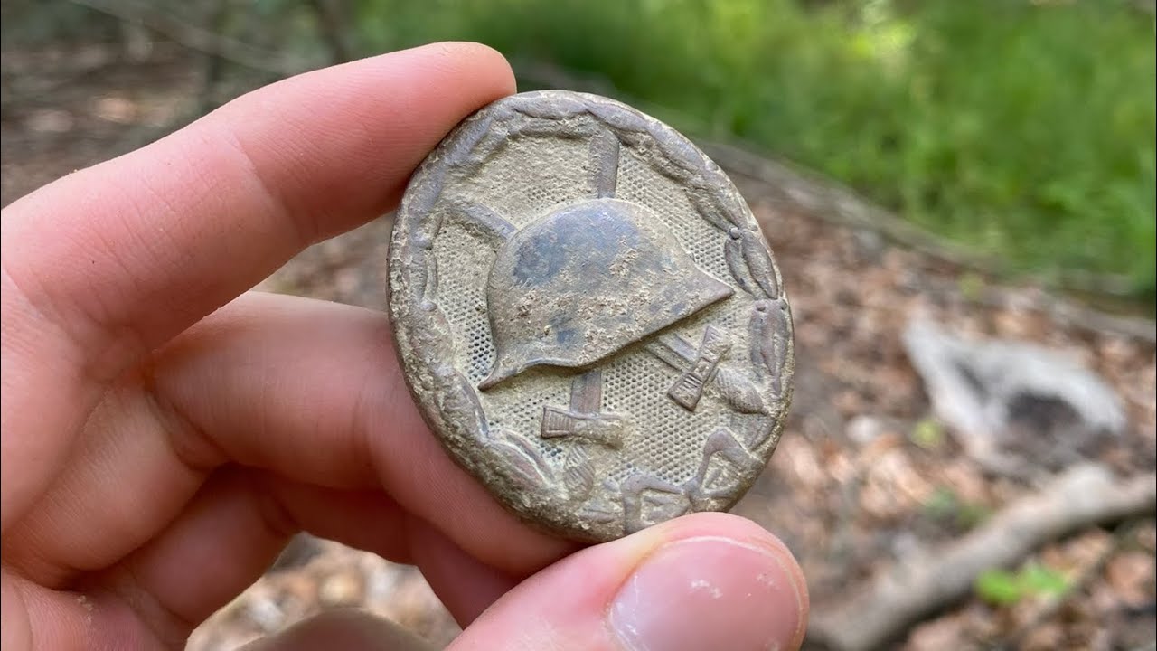 We found GERMAN WW2 TREASURES - Metal Detecting - YouTube