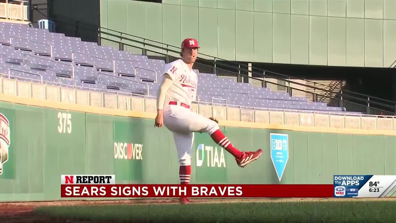 Brett Sears signs with Atlanta Braves - YouTube