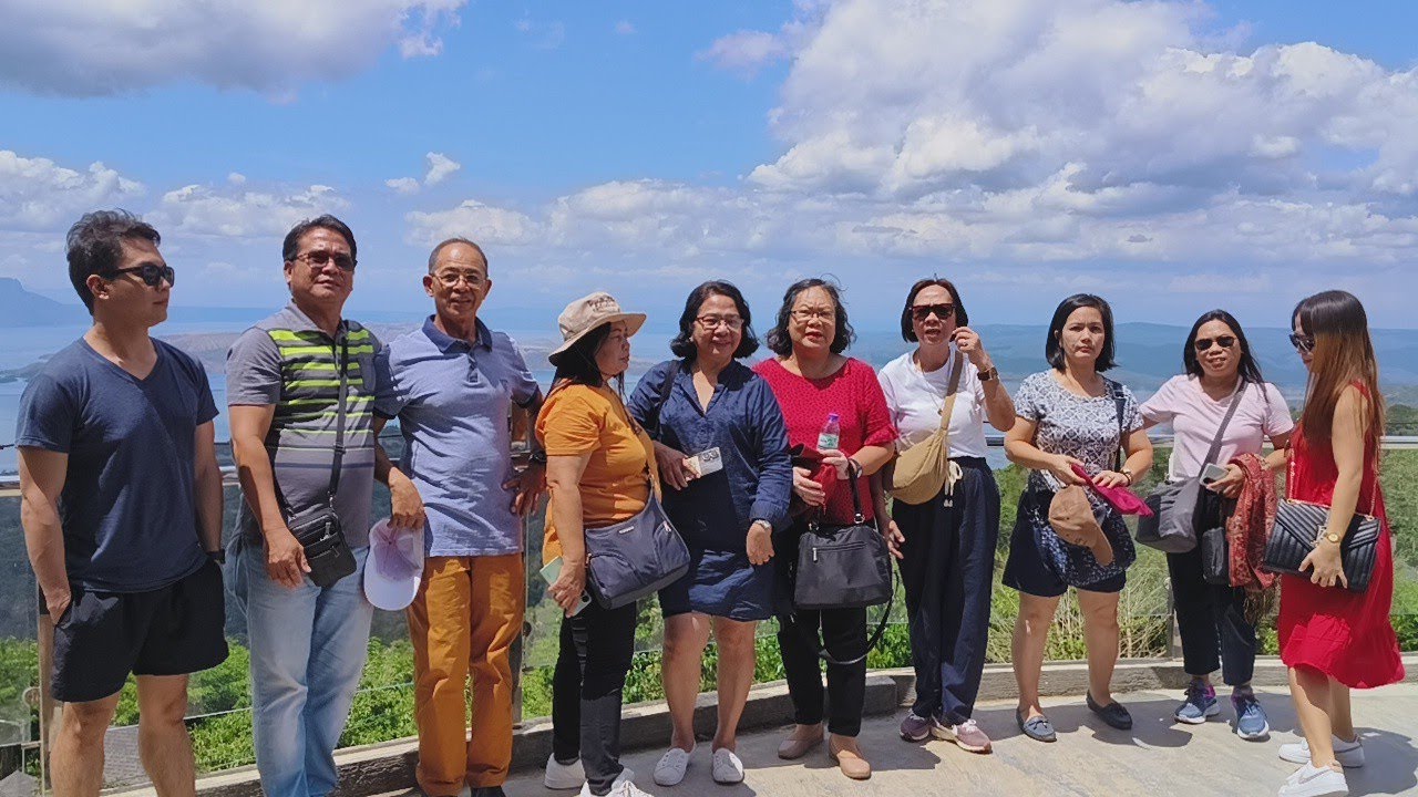 Tagaytay Cove Viewing Deck Tour | Tagaytay City, Cavite - YouTube