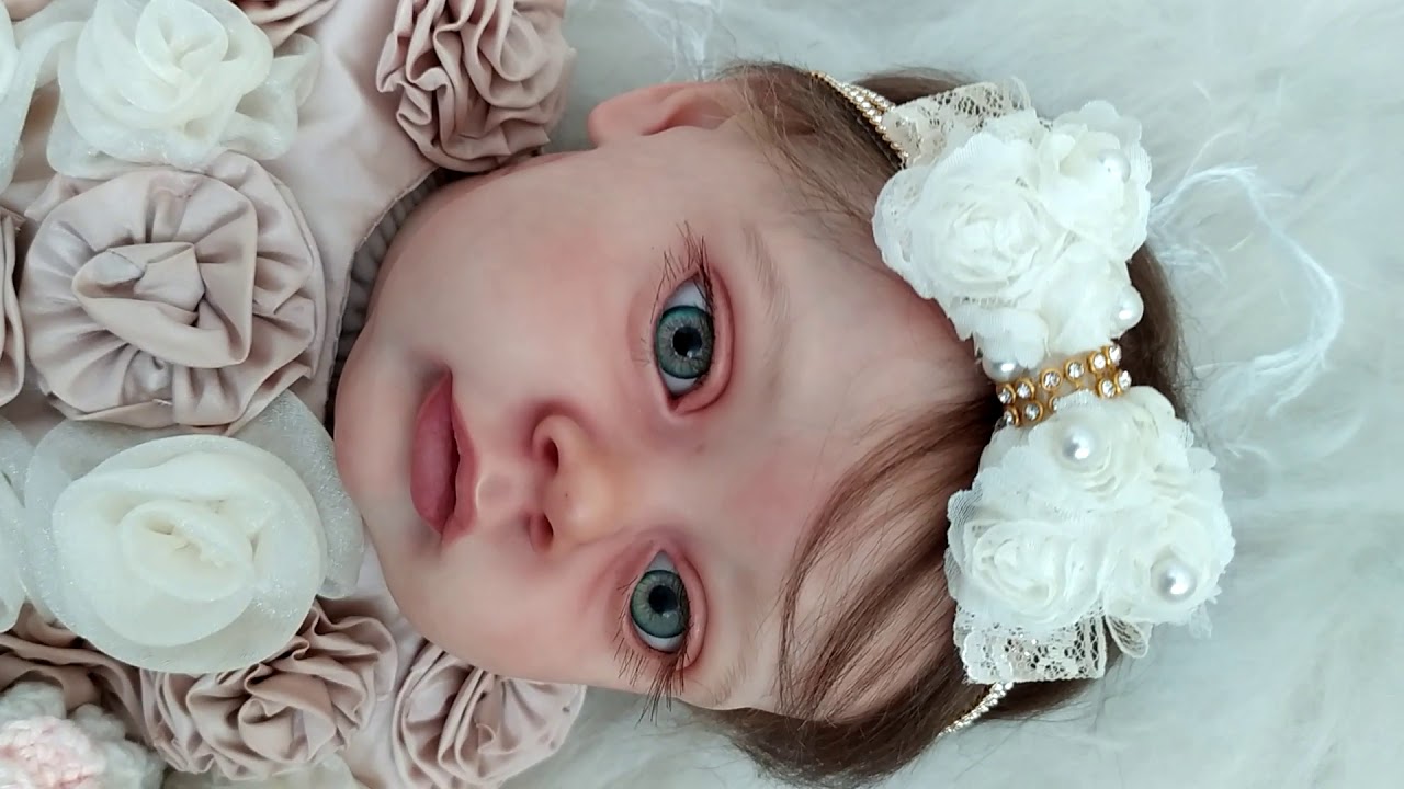 Detalhes da bebê Chloe...detalhes dos aranhões 💗 - YouTube